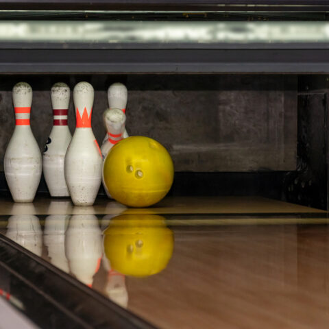 Do Bowling Pins Break? Do Bowling Pins Wear Out?