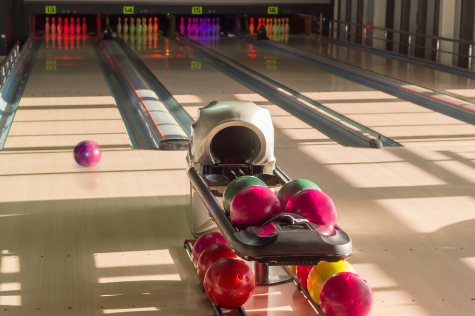 Why Bowling Alleys Do Not Have Windows and Why They're Bad for Business